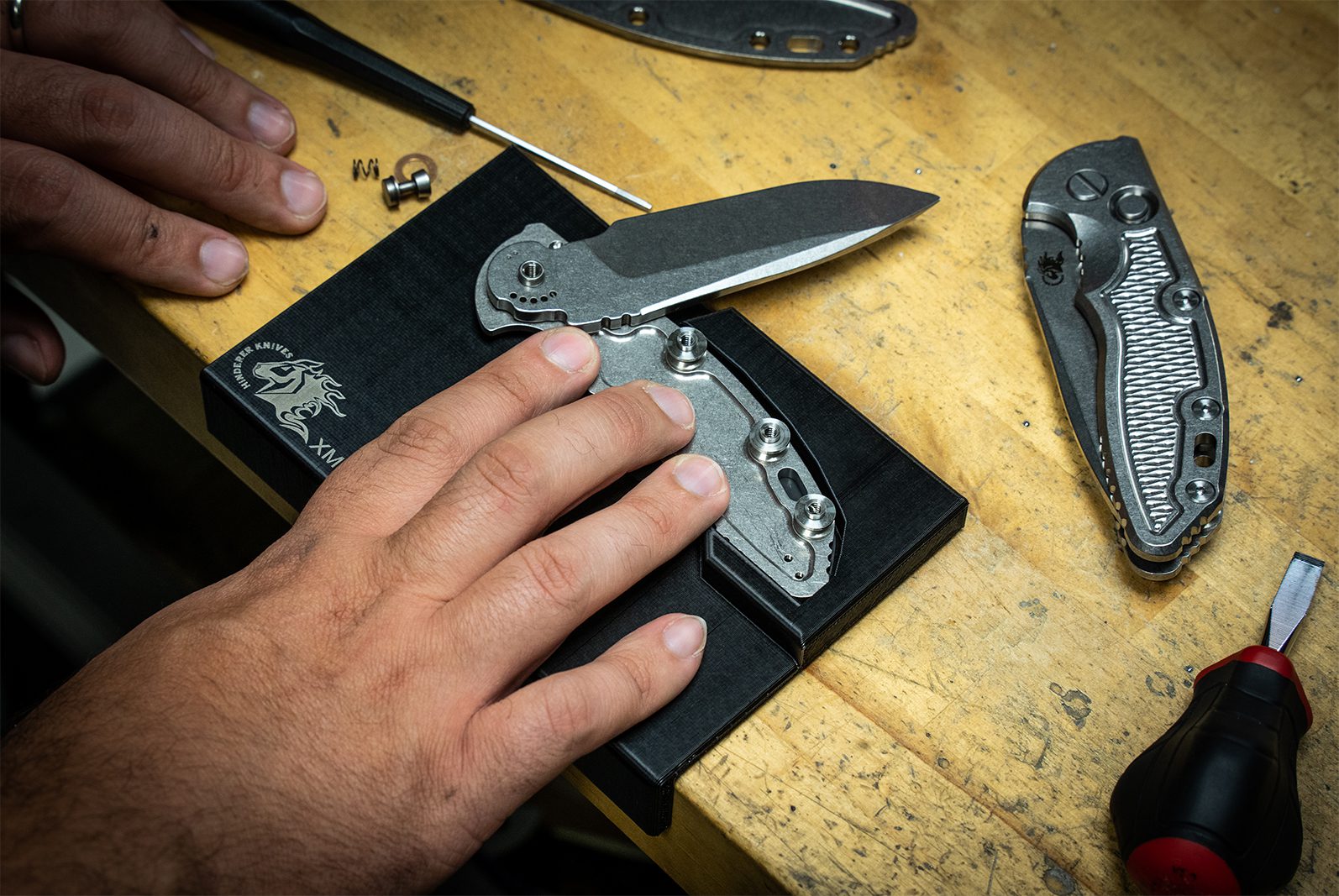 Hinderer Assembly Auto Jig | AutoJig